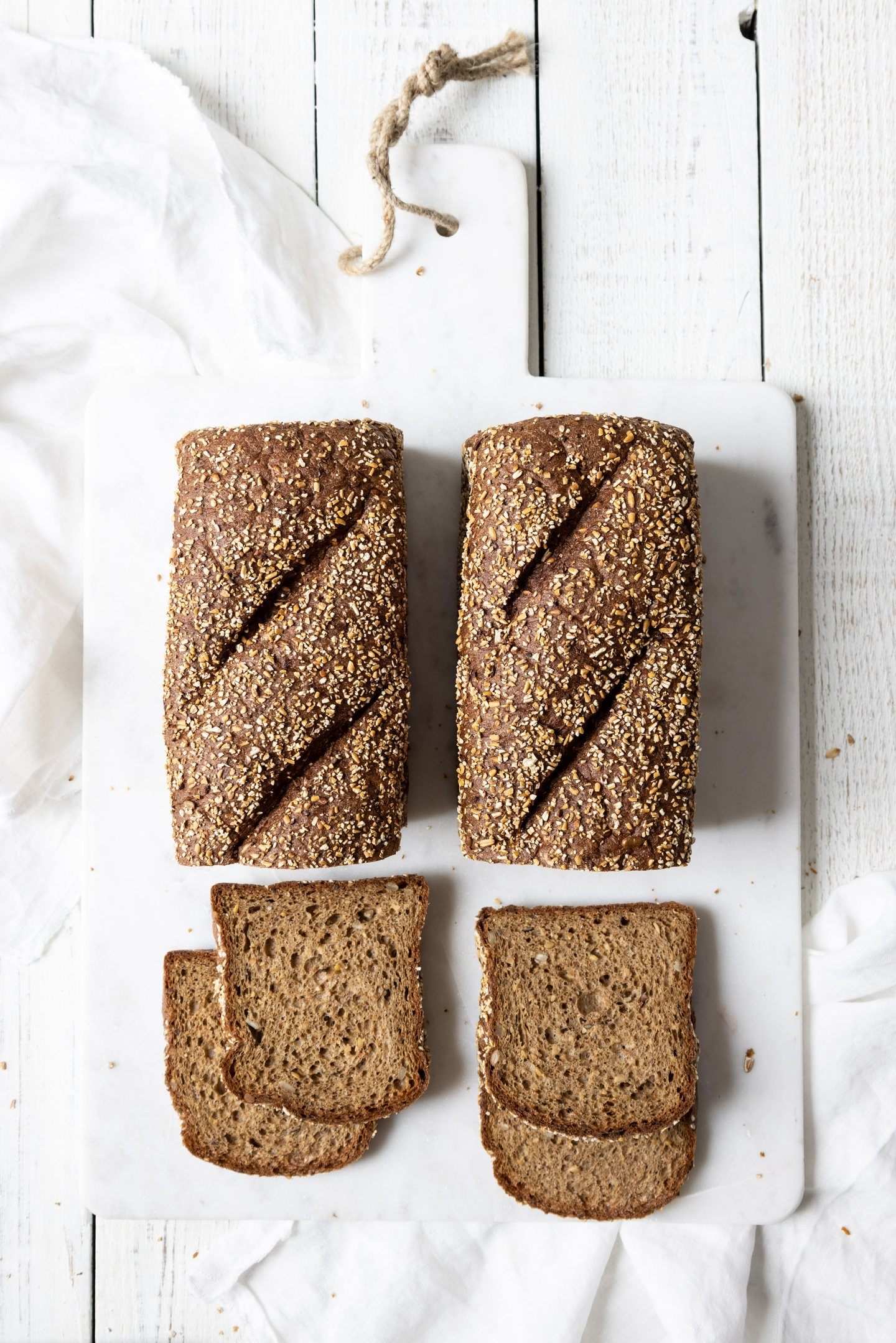 Proteinbrød bakt med Proteinbrødbase - Norgesmøllene Bakeri